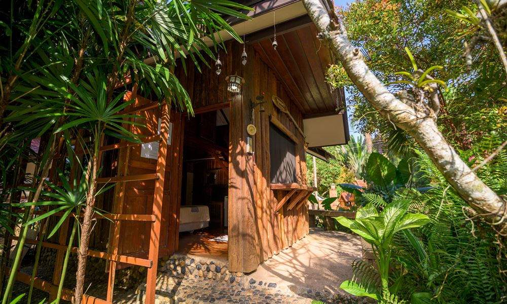 Umpha – Theelorsu Riverside