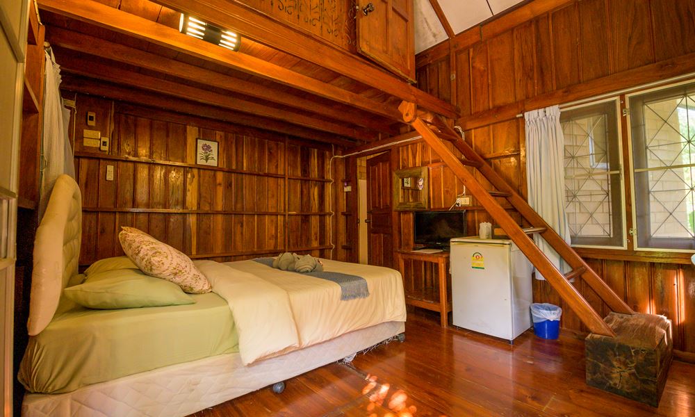 Umpha – Theelorsu Riverside