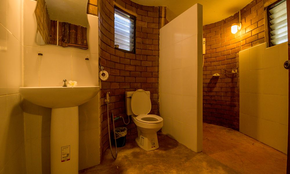 Umpha – Theelorsu Riverside